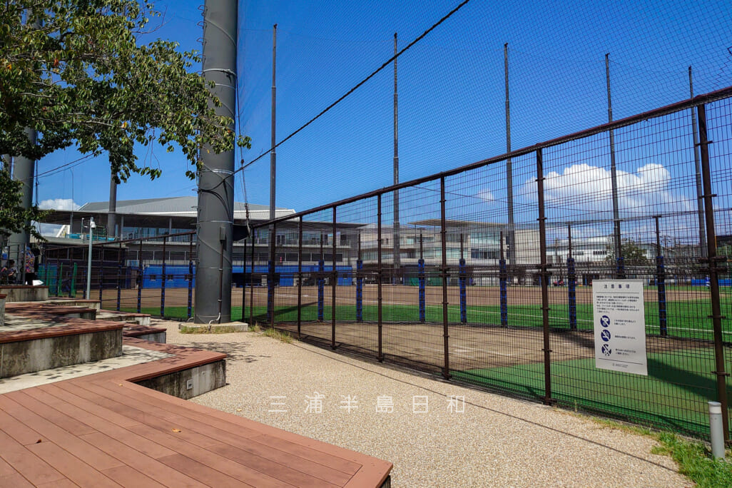 ドック オブ ベイスターズ ヨコスカ～DOCK OF BAYSTARS YOKOSUKA～(横浜DeNAベイスターズファーム施設)
